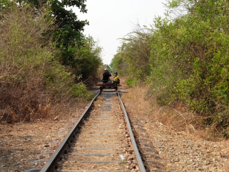 - Un Mundo Interminable